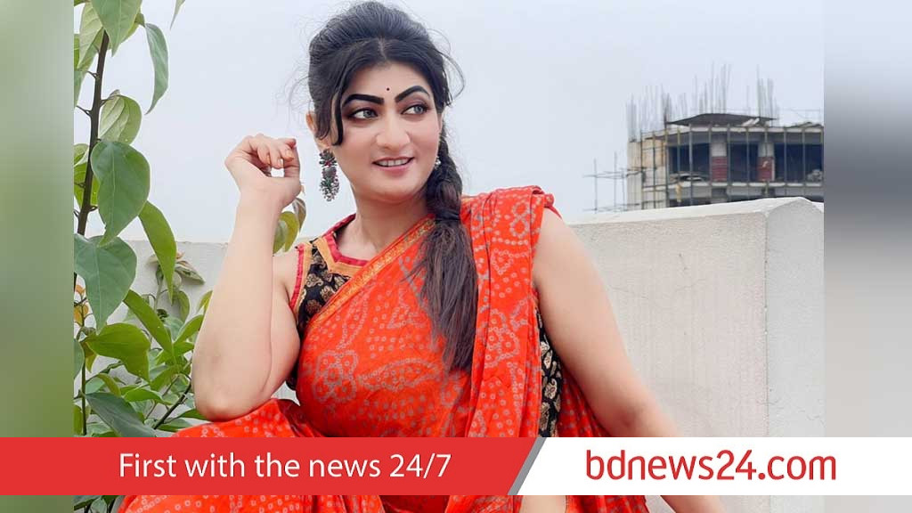 লাইফ সাপোর্টে অভিনেত্রী সীমানা