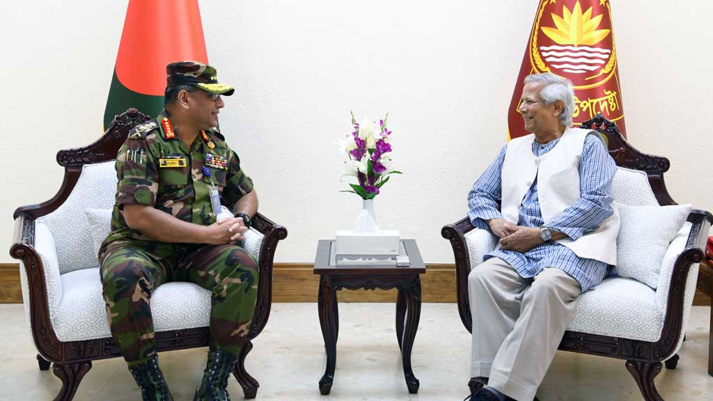 Army chief pays courtesy call on chief advisor