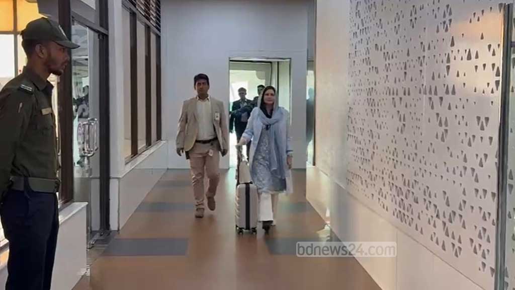 Zubaida Rahman arrives in Dhaka