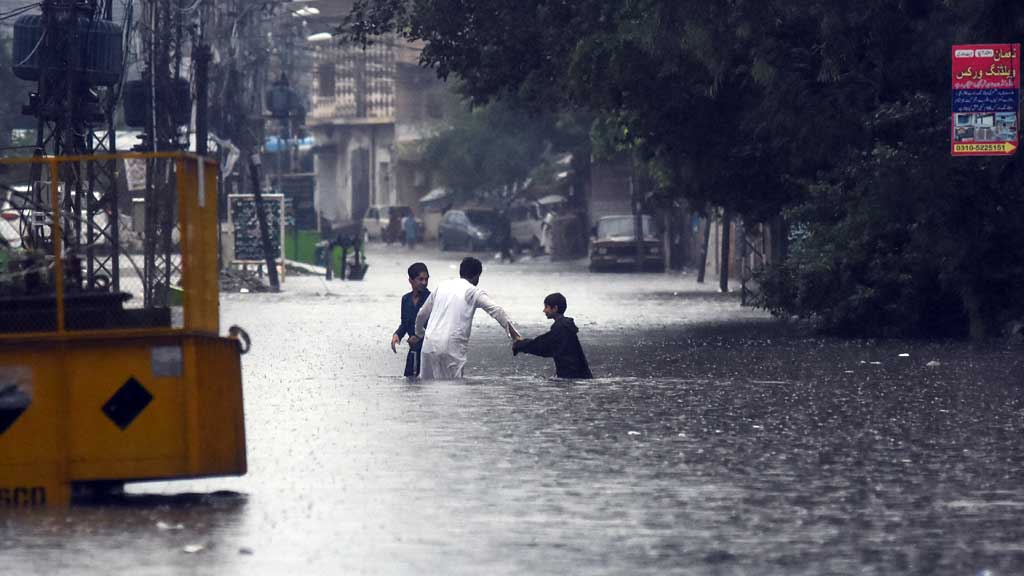180 die in Pakistan floods