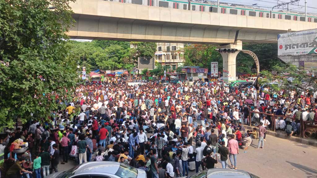 Shammo murder: JCD activists leave Shahbagh after 2 hours