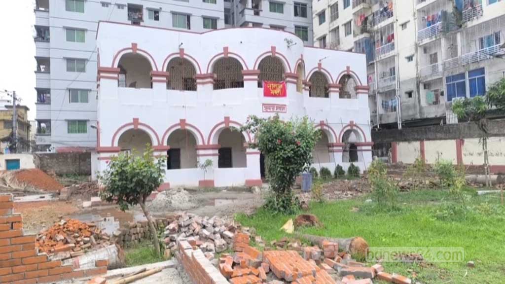 Rowshan Ershad's ancestral home vandalised