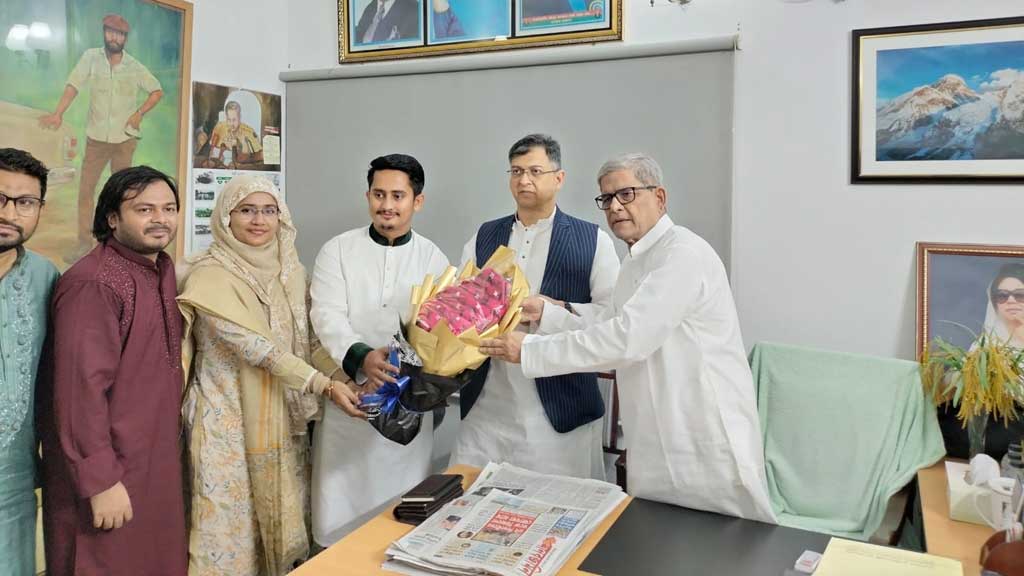 NCP leaders visit BNP with flowers