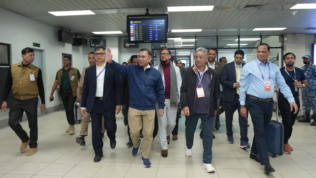 Tarique arrives in Ctg for election rally