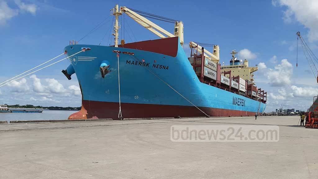Mongla port flags off its first garment shipment, paving way for new ...