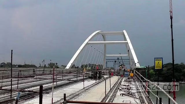 As Kalna bridge is set to open, transport workers call for an expanded road