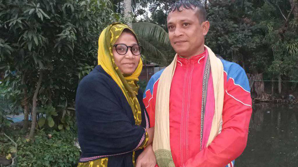 Manhunt on after Swechchhasebak Dal leader shot dead in Bagerhat