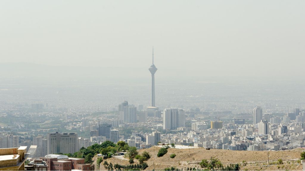Toxic smog: Iran criticised for winter 'air pollution catastrophe'