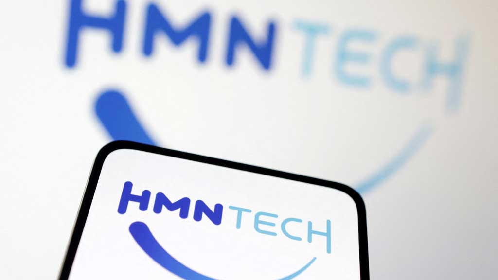 US and China wage war beneath the waves - over internet cables