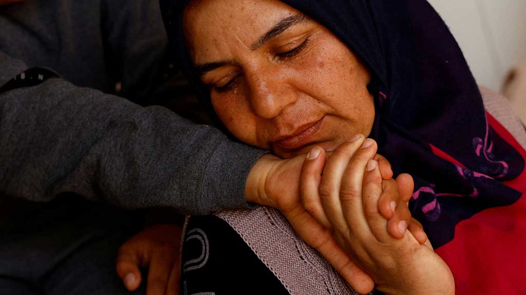 A month after quake, family that survived under the rubble looks to the ...