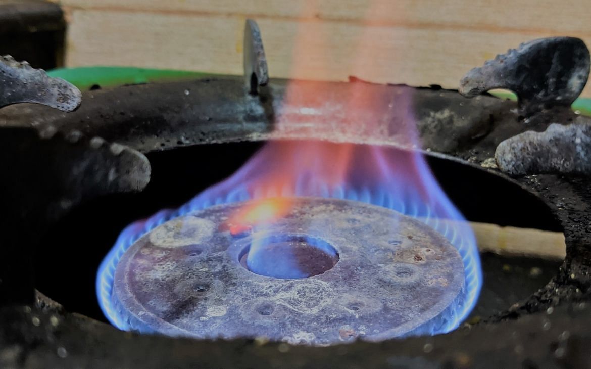 Govt urges all not to panic, Titas working on gas ‘overflowing’ from ...