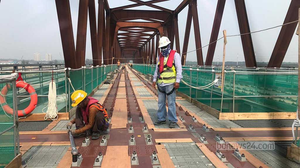 How far has the construction of Bangabandhu rail bridge progressed?