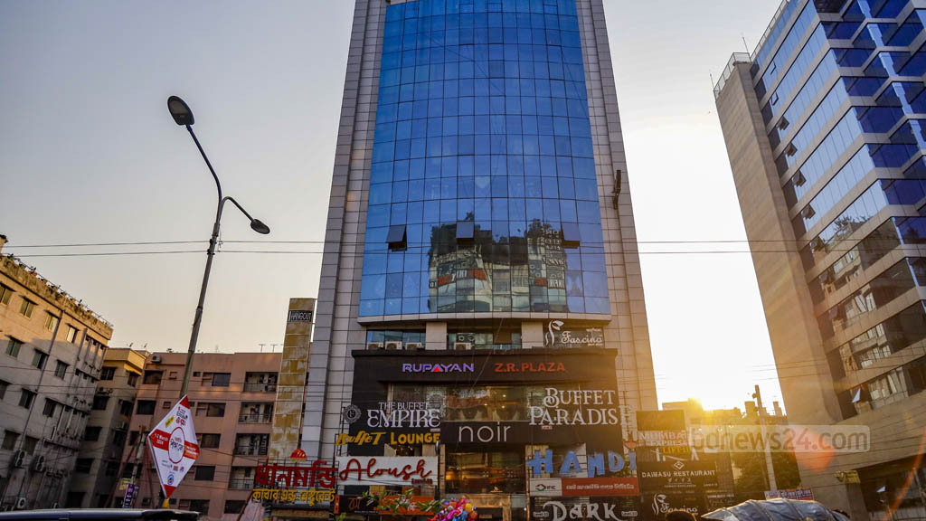 Dhanmondi flirting with disaster