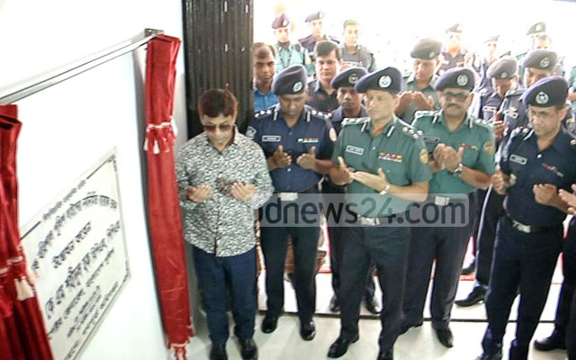 Police, RAB are family not rivals, says Bangladesh police chief