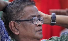 Humayun Ahmed dies