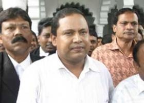 Mirza Azam winds up testimony in mutiny case