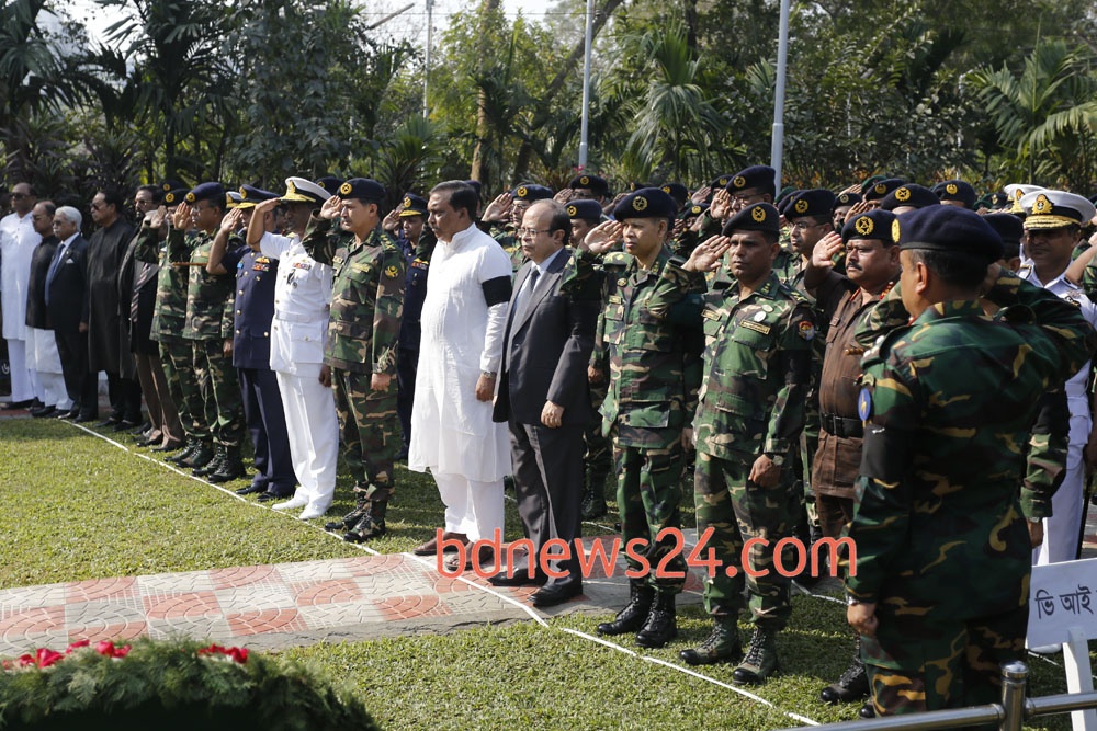 Respects paid to mutiny victims