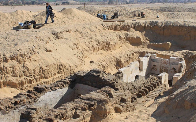 Statue of pharaoh's daughter unearthed