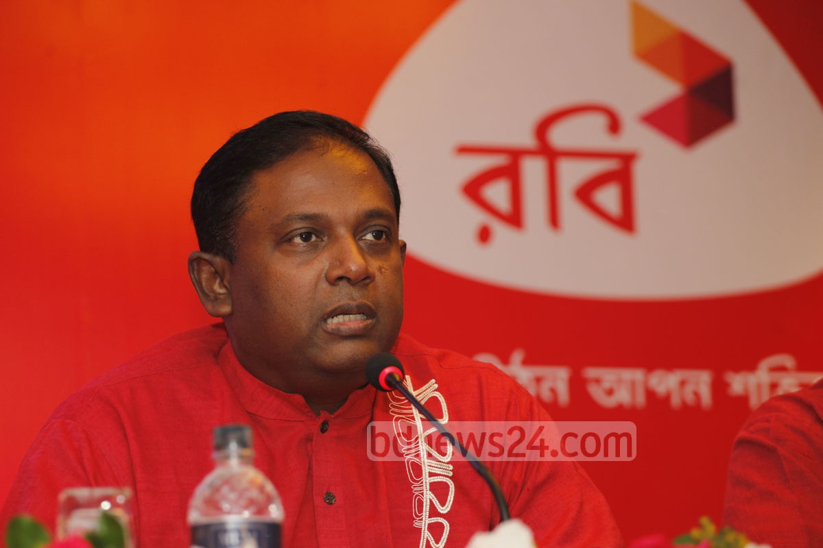 Mahtab Ahmed steps down as Robi MD after 5 years