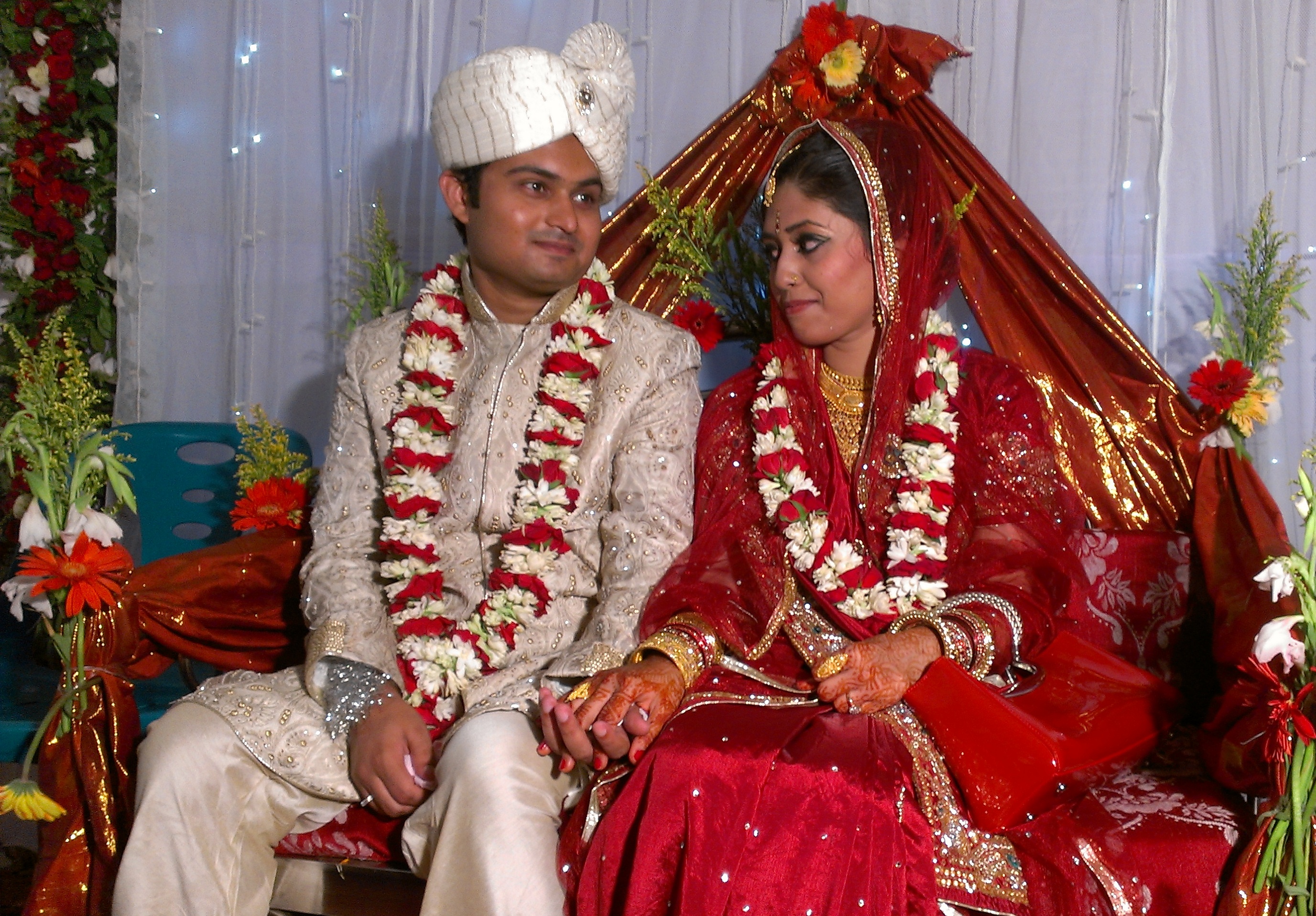 Ex-AL MP Tipu Sultan and wife get bail