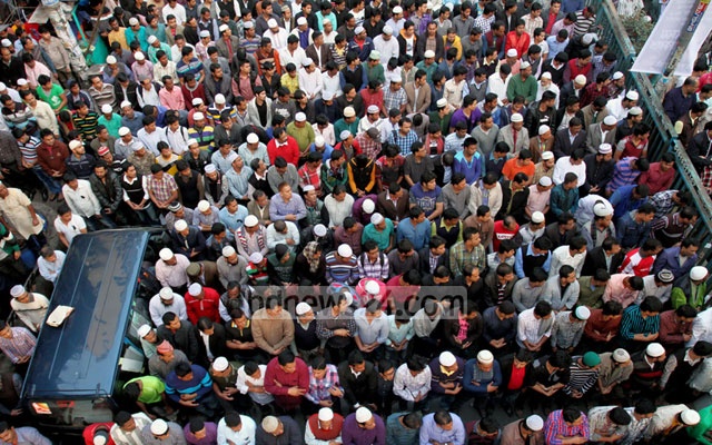 Coco’s body reaches Baitul Mukarram National Mosque for Janaza