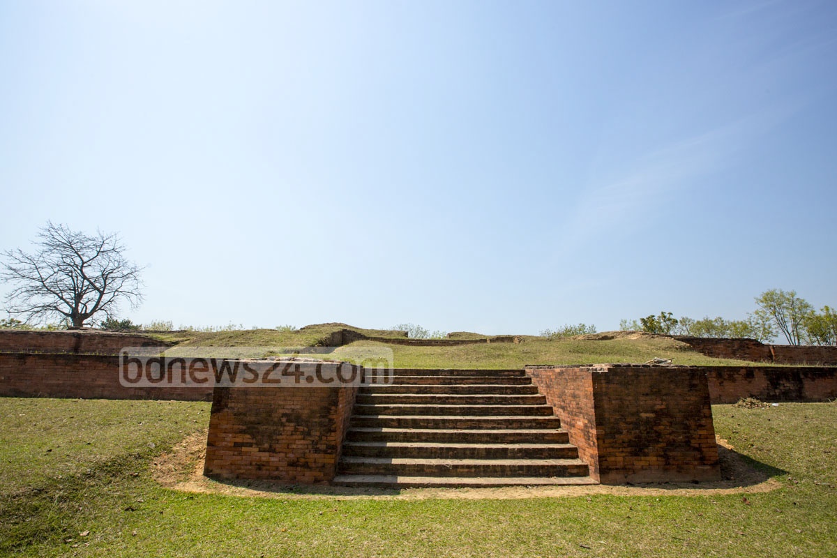 শিবগঞ্জের দুই বিহার