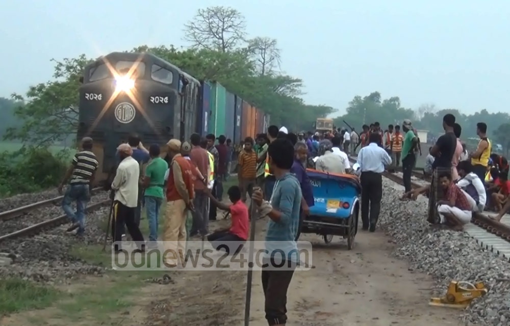 Dhaka-Chittagong rail communications resume after seven hours