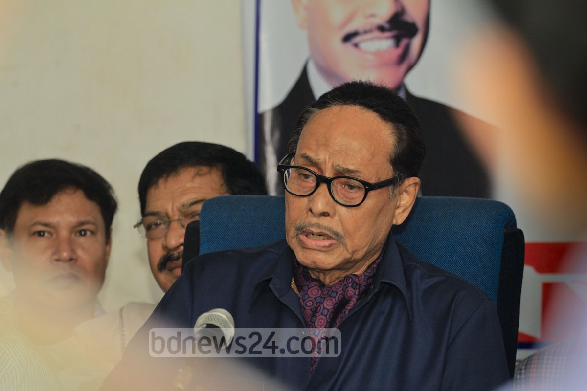 Ershad sees ‘big opportunity’ for Jatiya Party to flex political muscle
