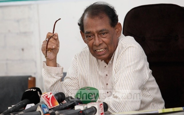 Suranjit Sengupta scolds law enforcers for failing to protect minority ...