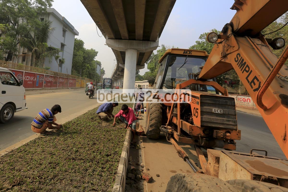 Prime Minister Hasina inaugurates first phase of Moghbazar flyover