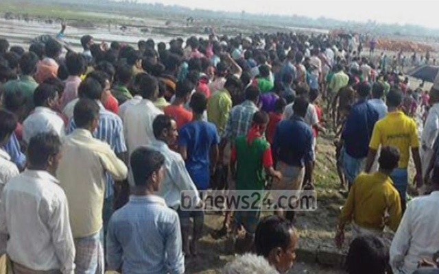 Victims’ families, police file case over clash at Chittagong’s Banshkahli