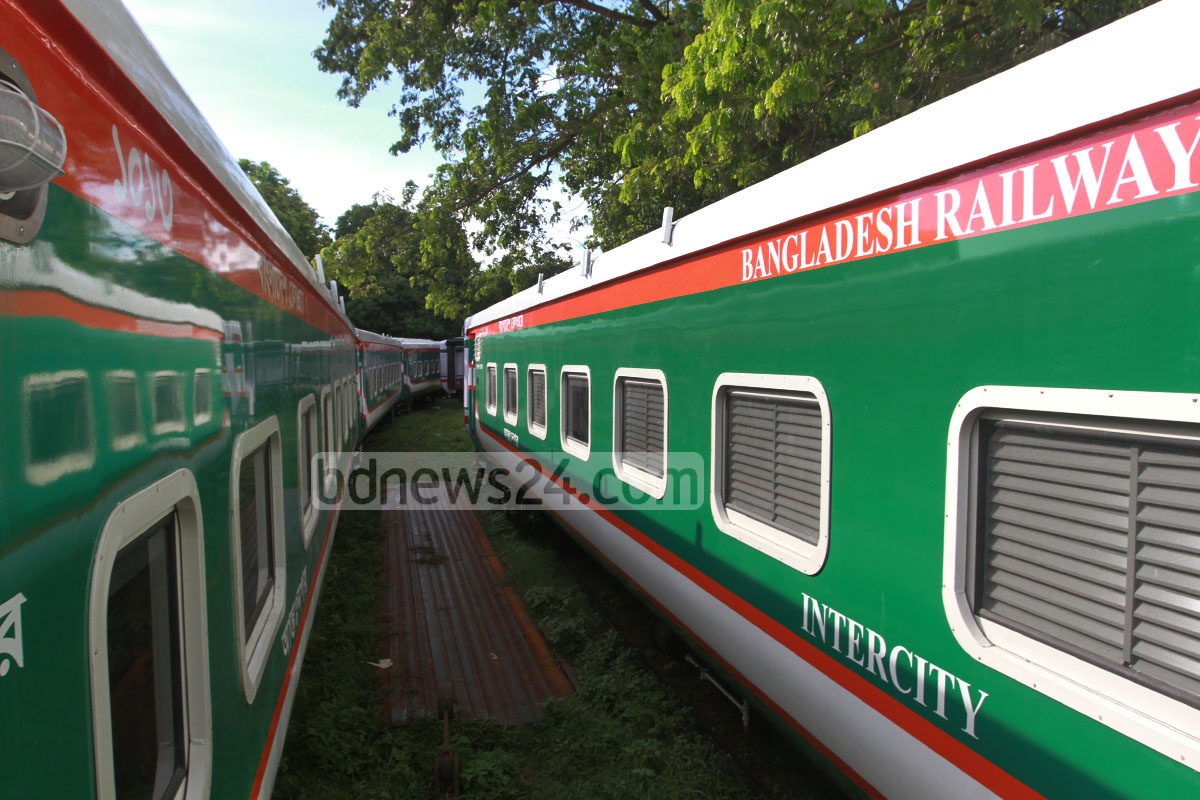 Dhaka-Chittagong train ‘Sonar Bangla Express’ launched