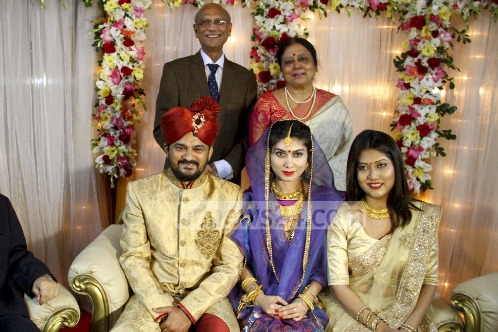 Ganajagaran leader Imran marries education minister’s daughter Nadia