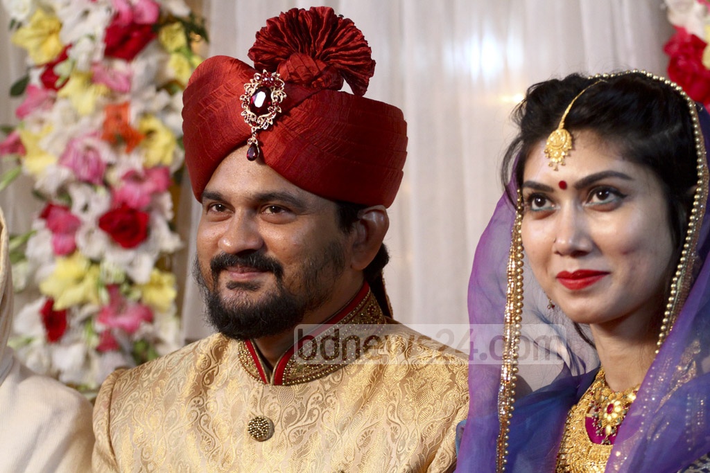 Ganajagaran leader Imran marries education minister’s daughter Nadia