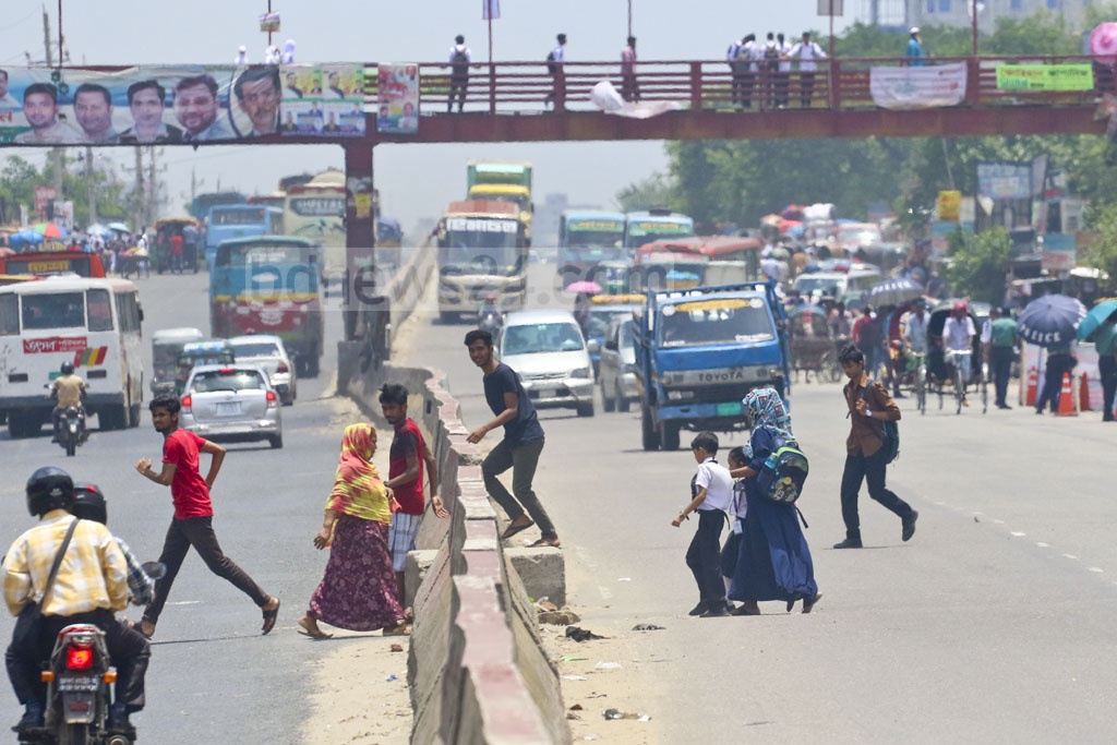 Dangerous jaywalking