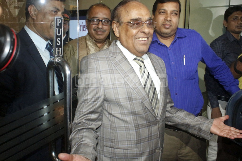Mainul Hosein arrested in case over talk show remarks