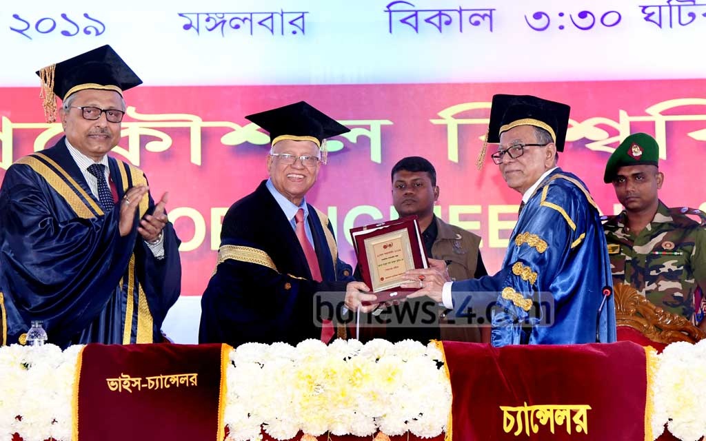 রডের বদলে বাঁশ দেওয়া প্রকৌশলী হয়ো না: রাষ্ট্রপতি