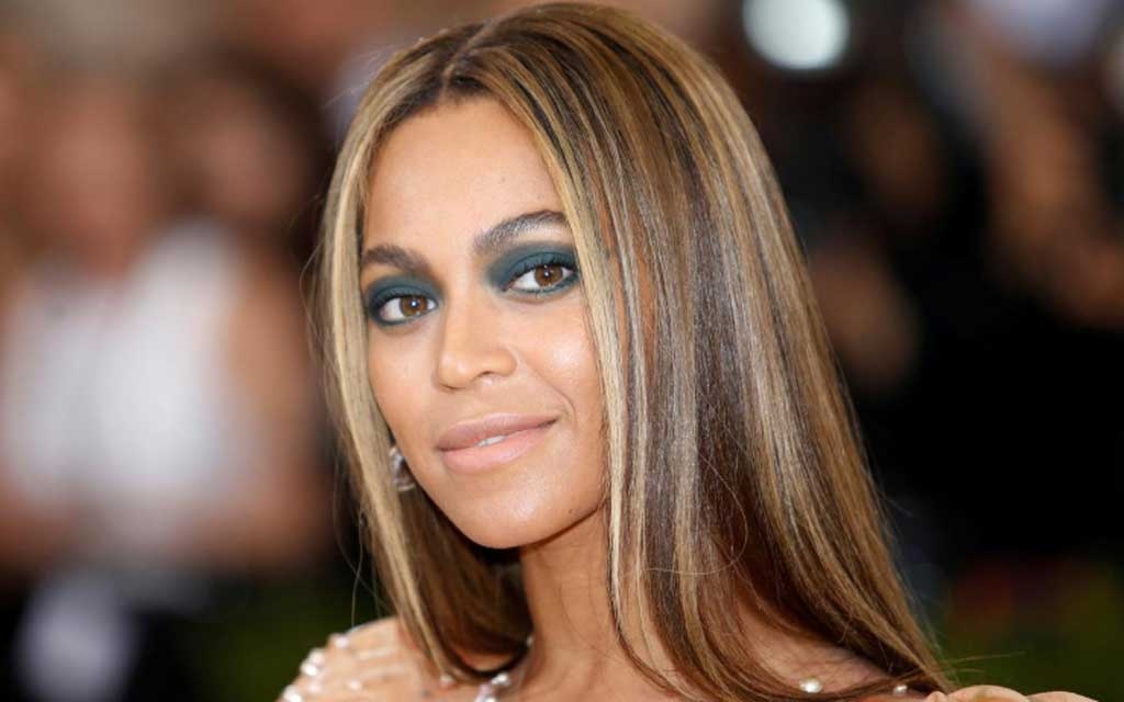 Vogue Beyoncé portrait heading to Smithsonian National Portrait Gallery