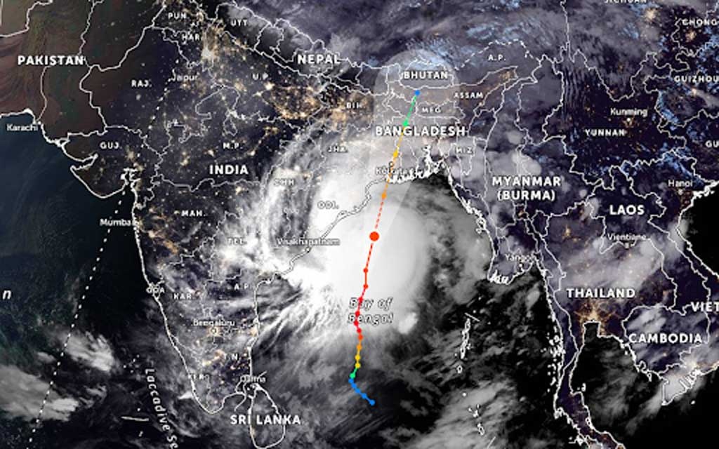 Bangladesh, India evacuating millions as super cyclone bears down on coast