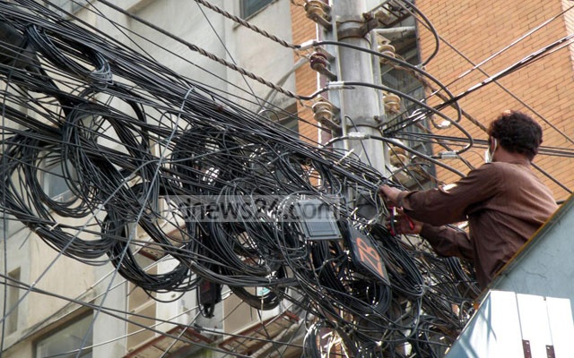 Tangled mess of overhead cables blemishes Dhaka skyline a decade after court order
