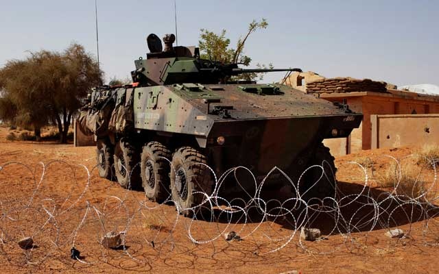 Islamists attack three French military bases in Mali