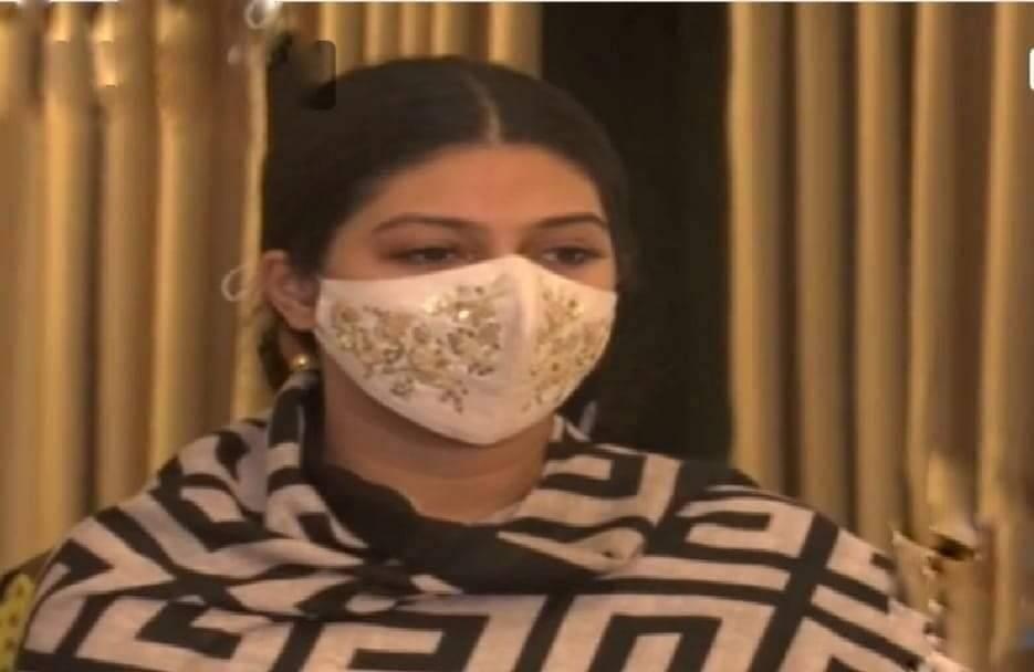 Model Faria Mahbub Piasha arrested in Baridhara drug bust