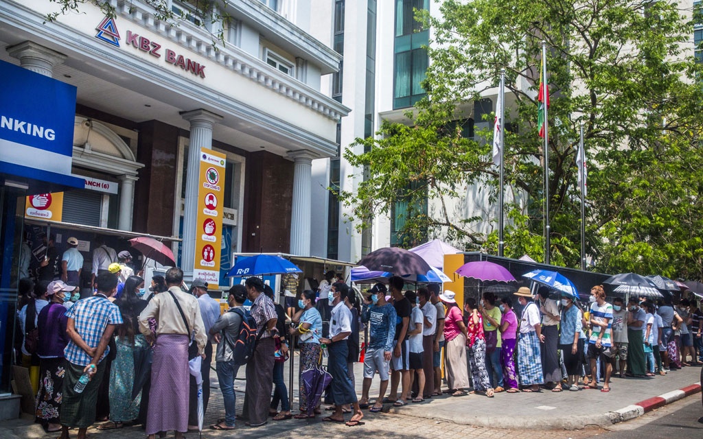 They wait hours to withdraw cash, but most ATMs are empty in Myanmar