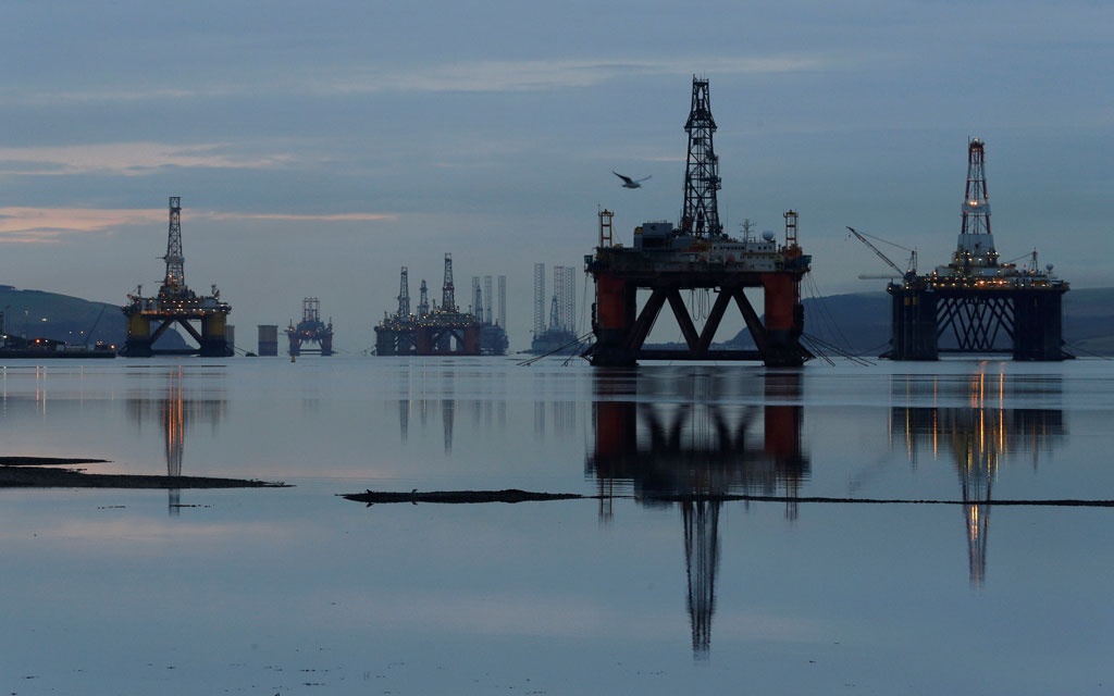 Fossil fuel drilling plans undermine climate pledges, UN report warns