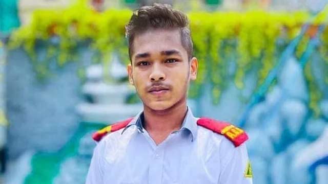 বাসের ধাক্কায় স্লাব পড়ে পা বিচ্ছিন্ন হল কলেজছাত্রের