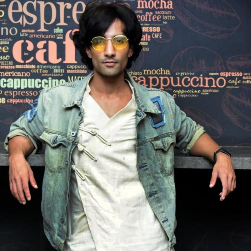 এখন বাংলা সিনেমা চলে প্রচারের জোরে: ঋষভ বসু