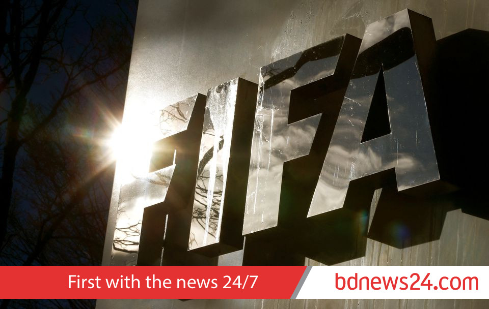 FIFA to open dialogue on transfer rules after EU verdict