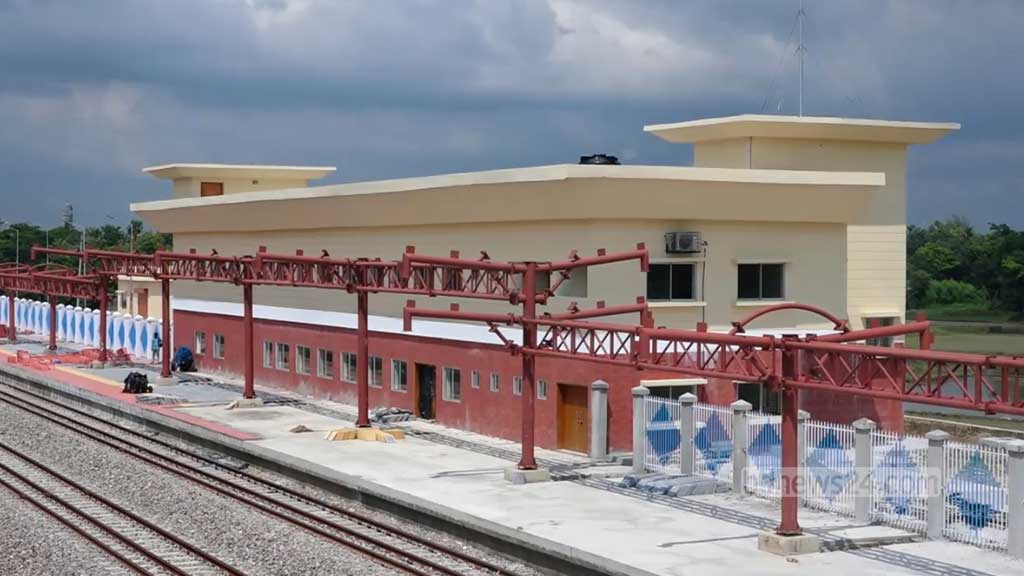 Indian contractor exit stalls Akhaura road, rail projects