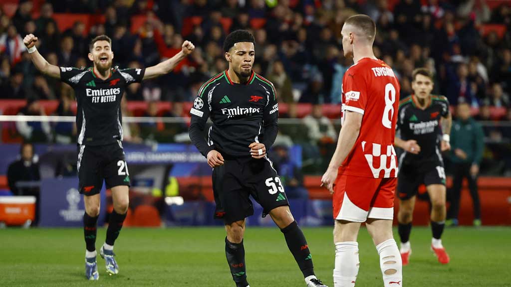 Arsenal clinch Champions League last 16 spot