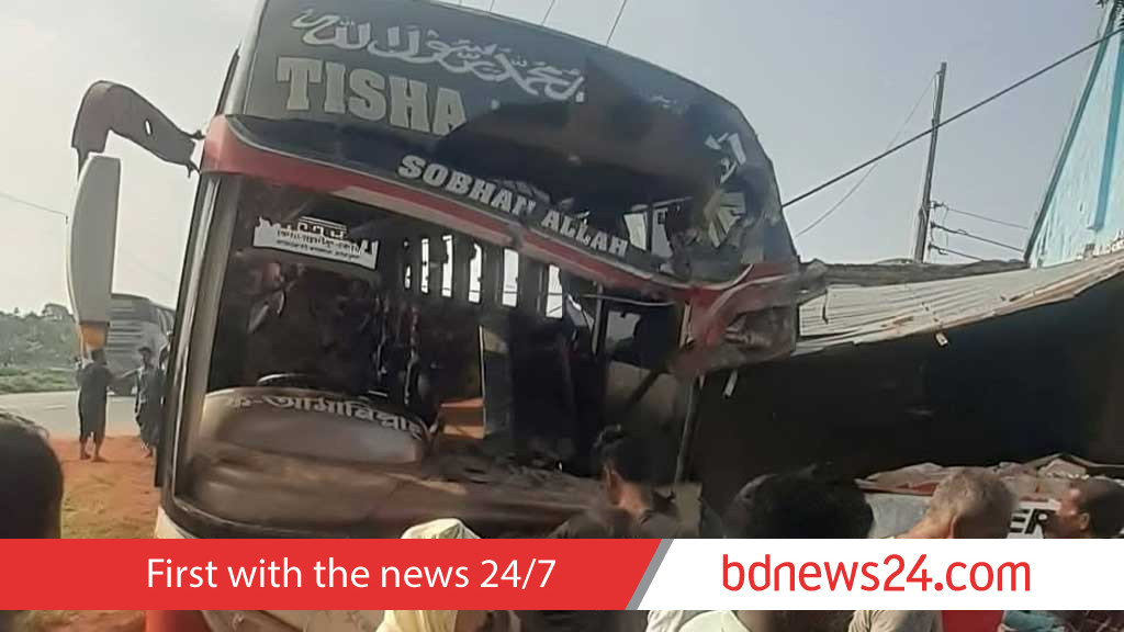 Father, son die as bus veers into mosque